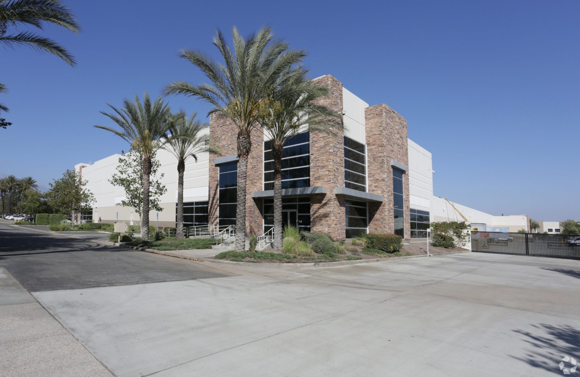 2095 South Archibald Avenue - Bixby Land Company